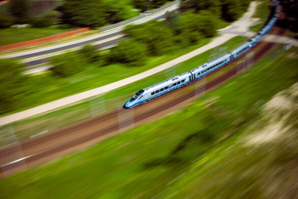 New PKP Intercity timetable to offer 400 trains every day - Dignity ...